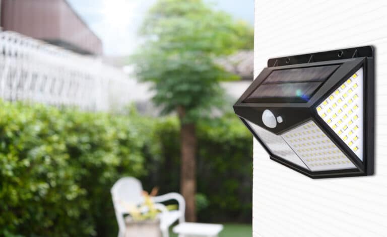 9 Best Solar Security Lights - Reviews and Buying Guide